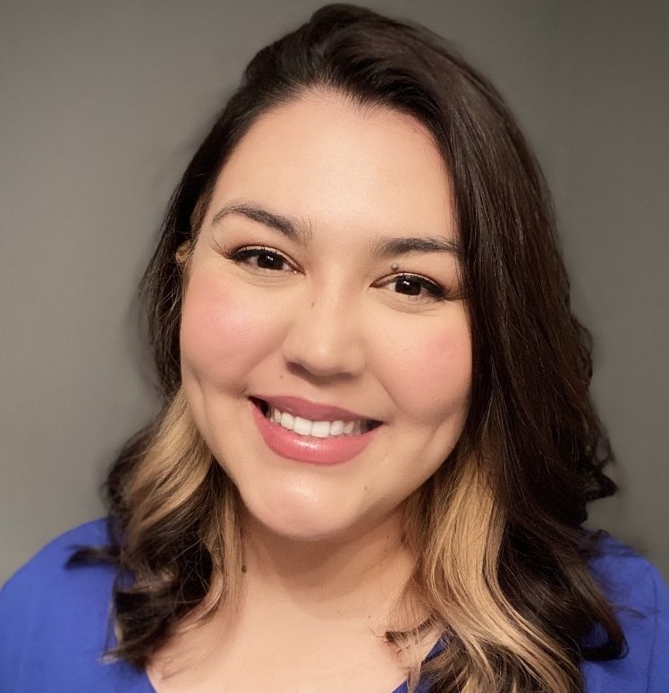 Luz Navarro Headshot – Borderlands Theater